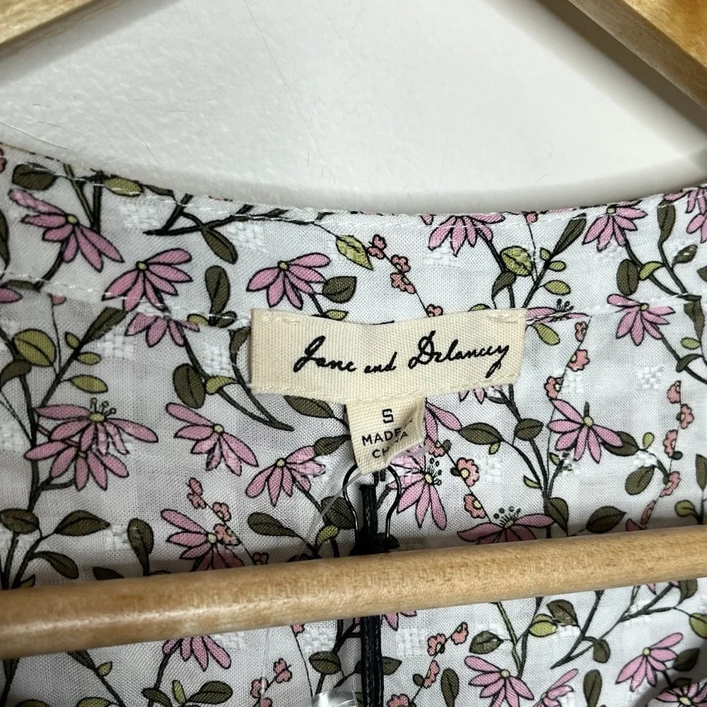 Jane and Delancey | Tops | Jane And Delancey Floral Top White Pink ...